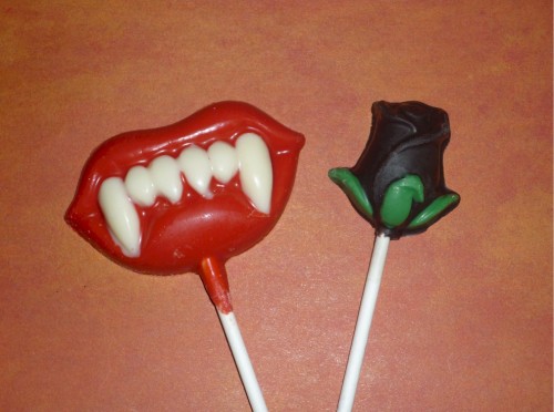Twilight Inspired Gothic Chocolates Black Rose And Vampire Lollipops on ...